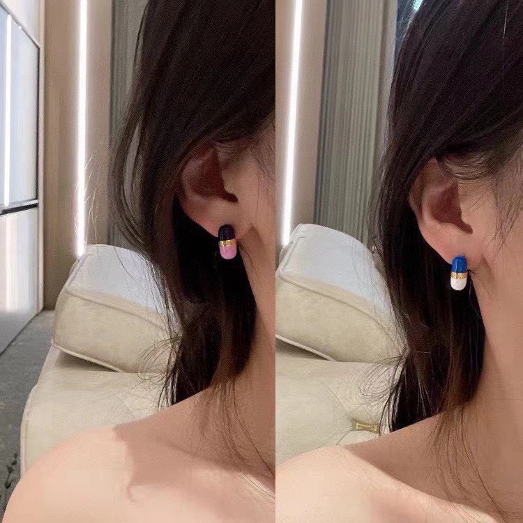 Accurate model Miu Miu Earrings