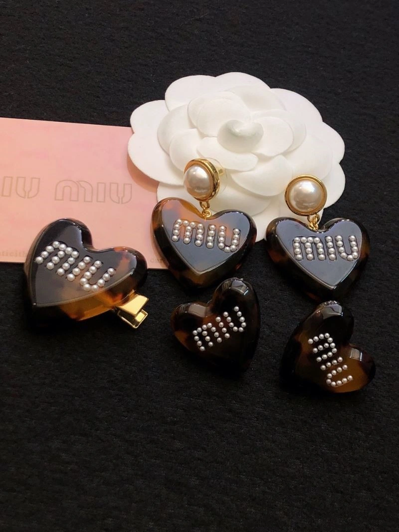 Accurate model Miu Miu Earrings