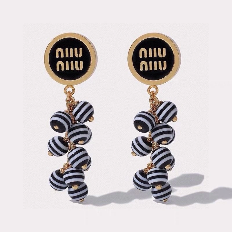 High fidelity Miu Miu Earrings