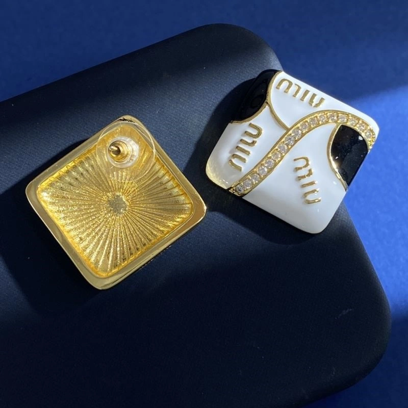 Top match Miu Miu Earrings