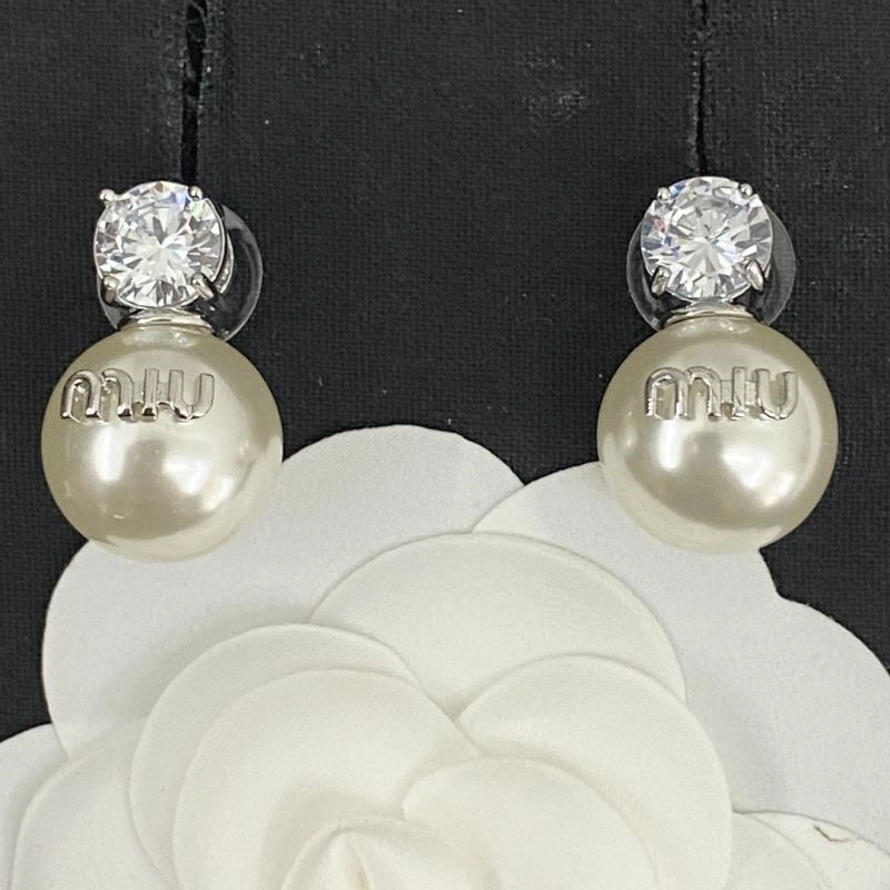Accurate model Miu Miu Earrings
