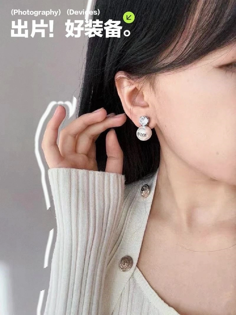 Accurate model Miu Miu Earrings