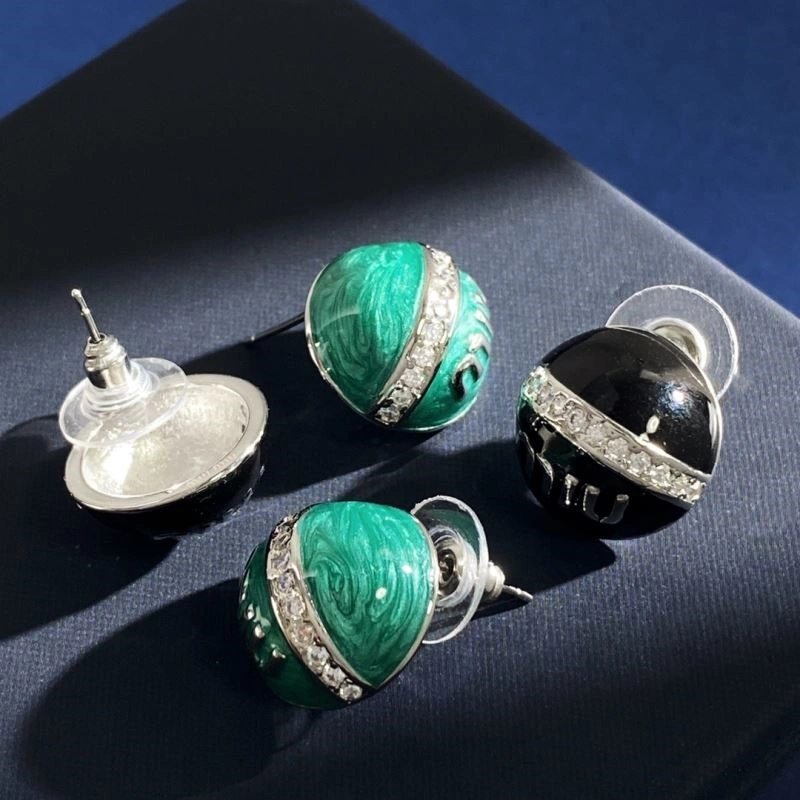 High fidelity Miu Miu Earrings