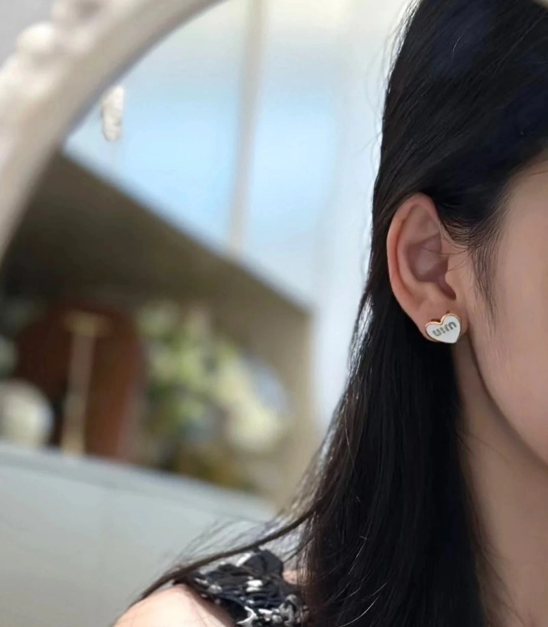 High fidelity Miu Miu Earrings
