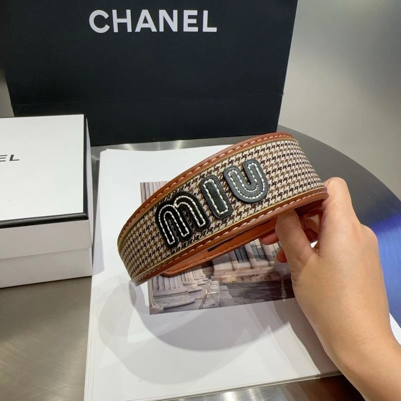 Top match Miu Miu Hair Hoop