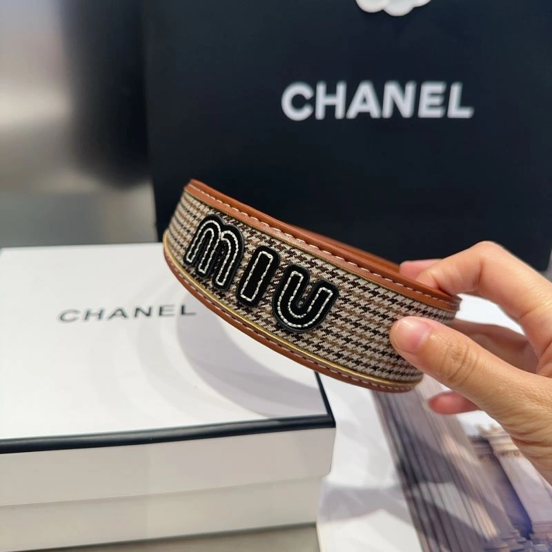 Top match Miu Miu Hair Hoop