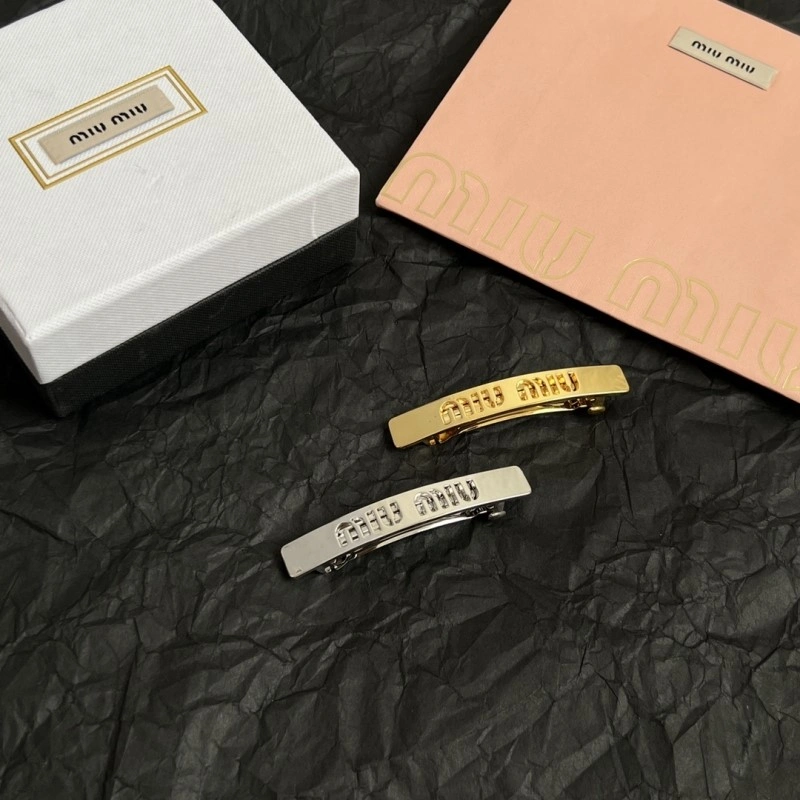 Accurate model Miu Miu Hairpins