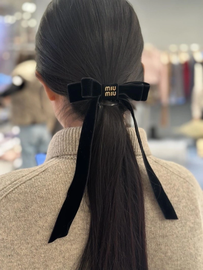 High accuracy Miu Miu Hairpins