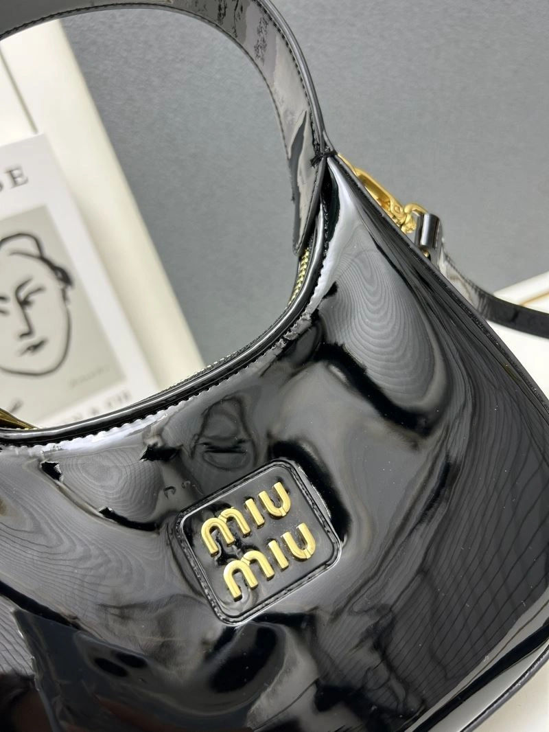 Top match Miu Miu Hobo Bags