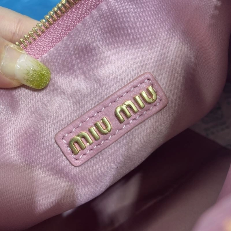 Top match Miu Miu Hobo Bags