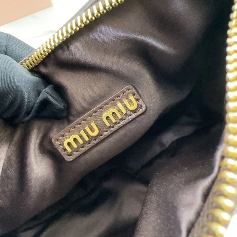 Top match Miu Miu Hobo Bags