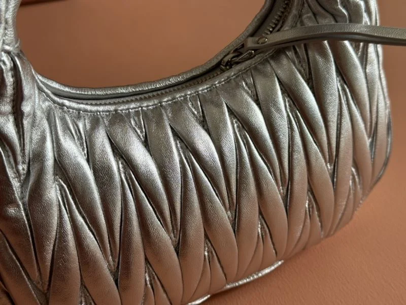 1:1 copy Miu Miu Hobo Bags