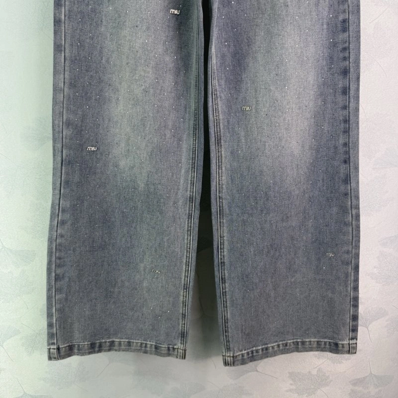 Low-cost Miu Miu Jeans