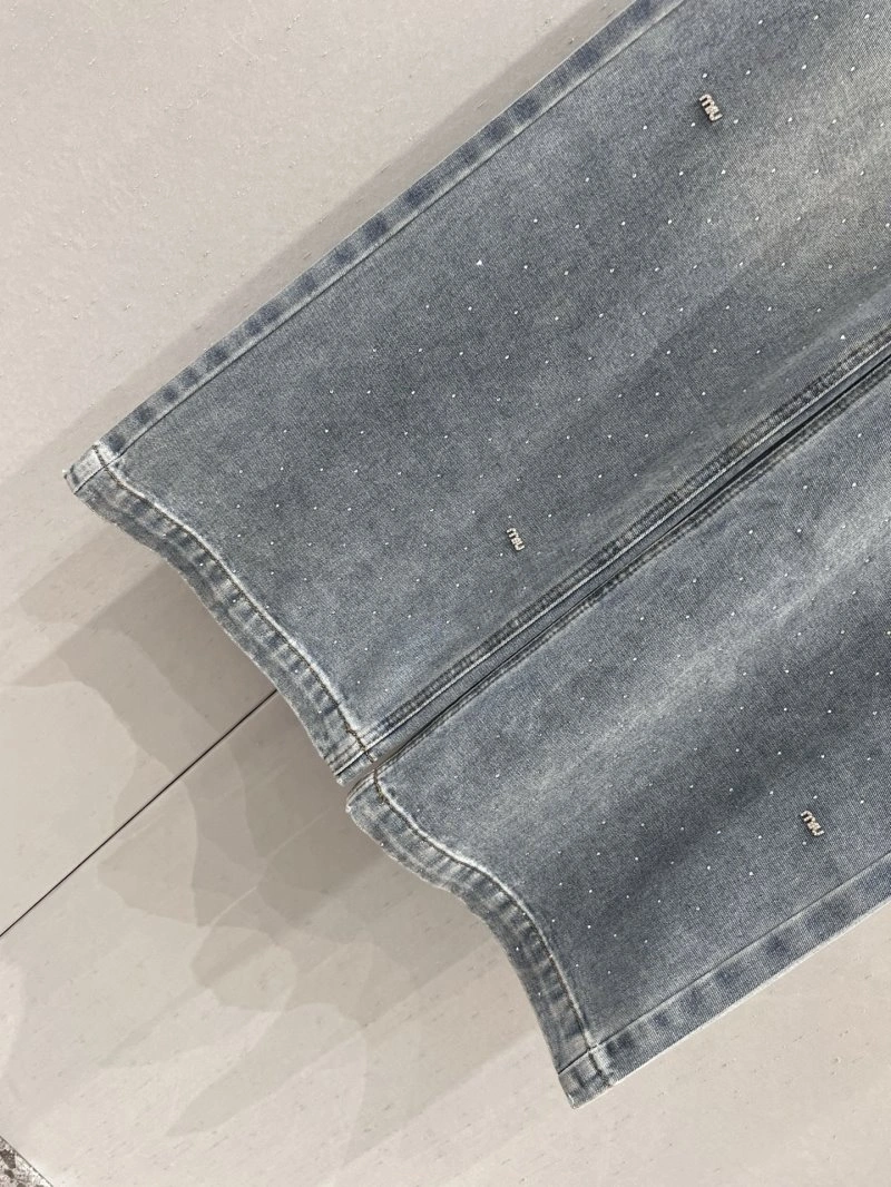Top match Miu Miu Jeans
