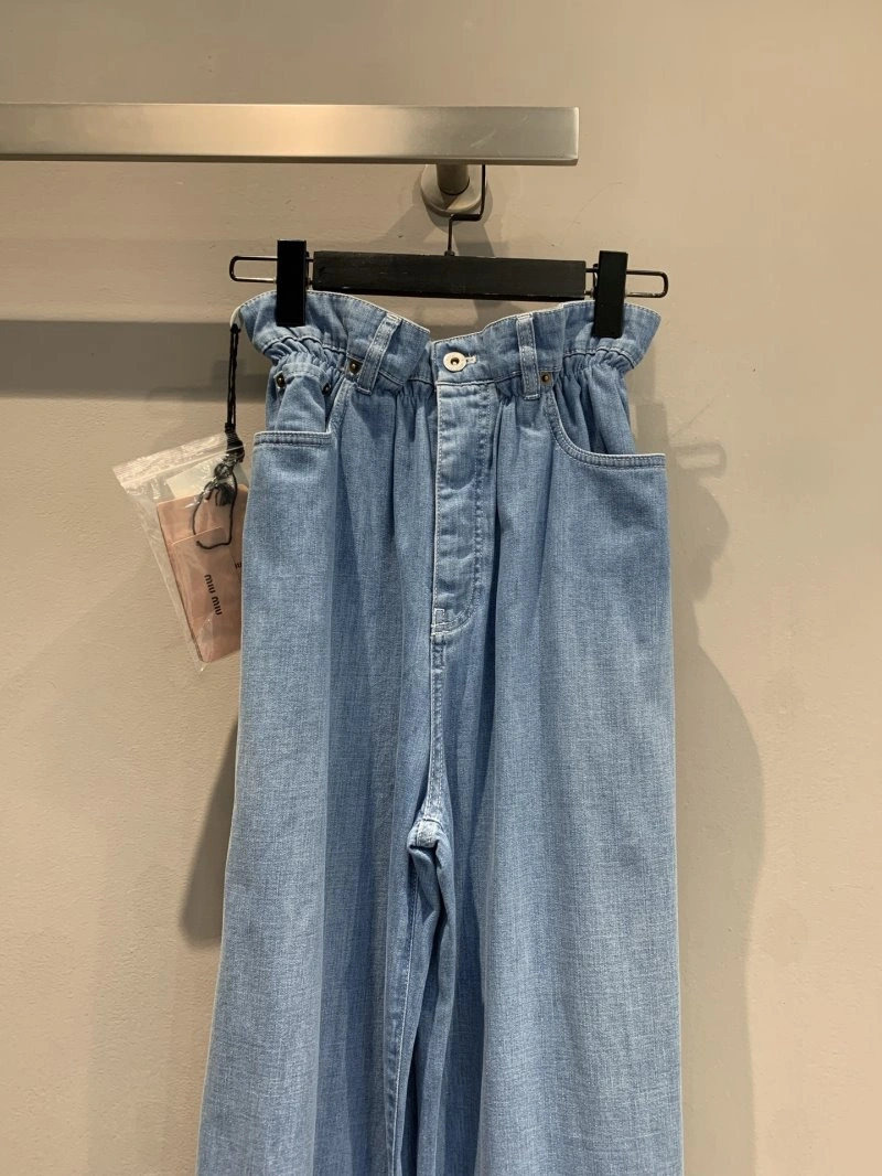 Accurate model Miu Miu Jeans