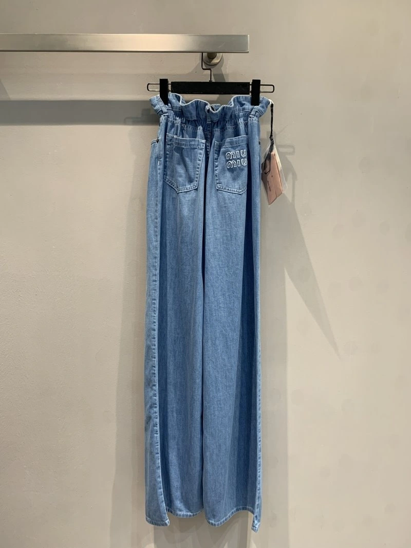 Accurate model Miu Miu Jeans