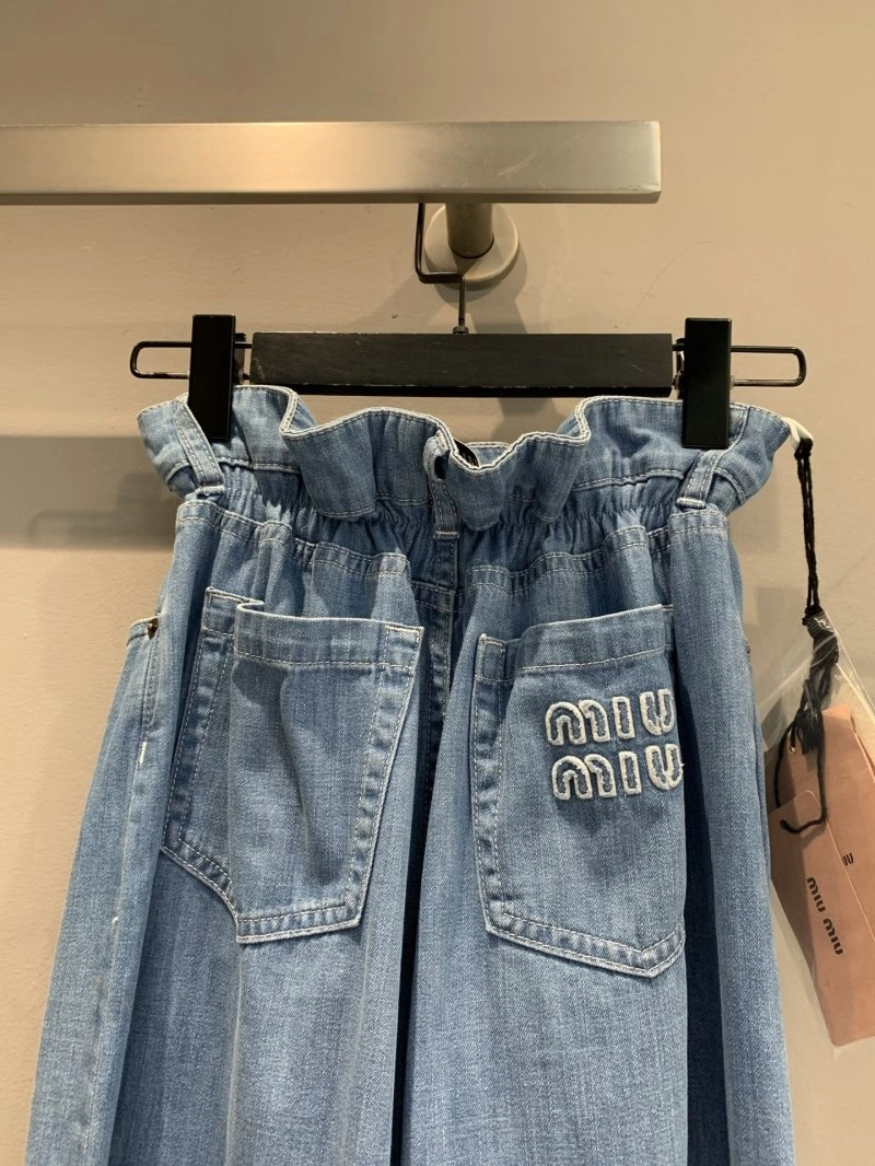 Accurate model Miu Miu Jeans