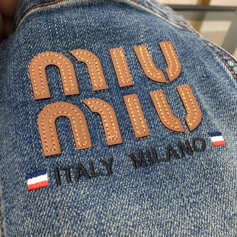 Top match Miu Miu Jeans