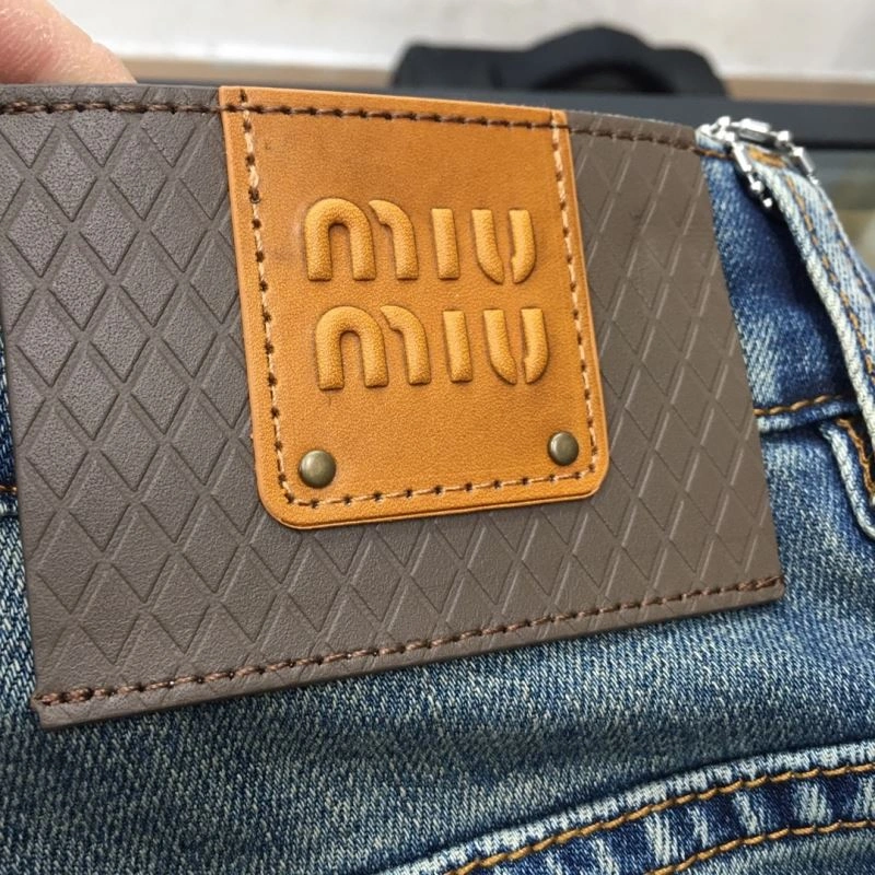 Top match Miu Miu Jeans