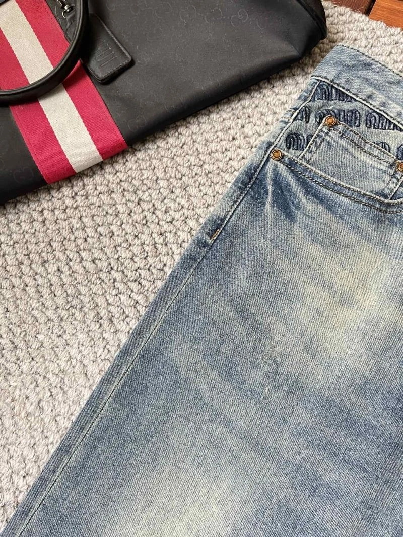 Low-cost Miu Miu Jeans
