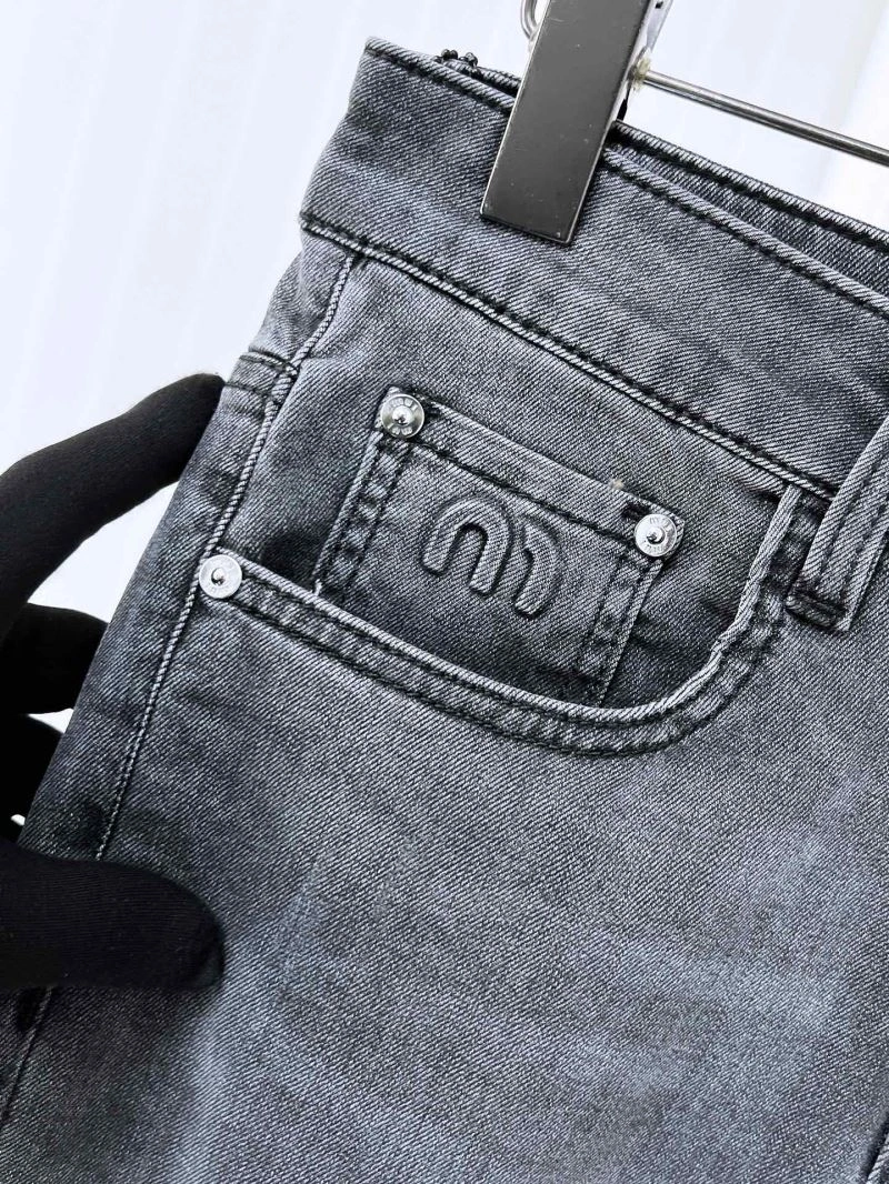 Top match Miu Miu Jeans