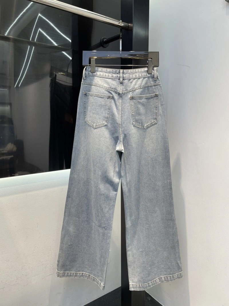 Low-cost Miu Miu Jeans