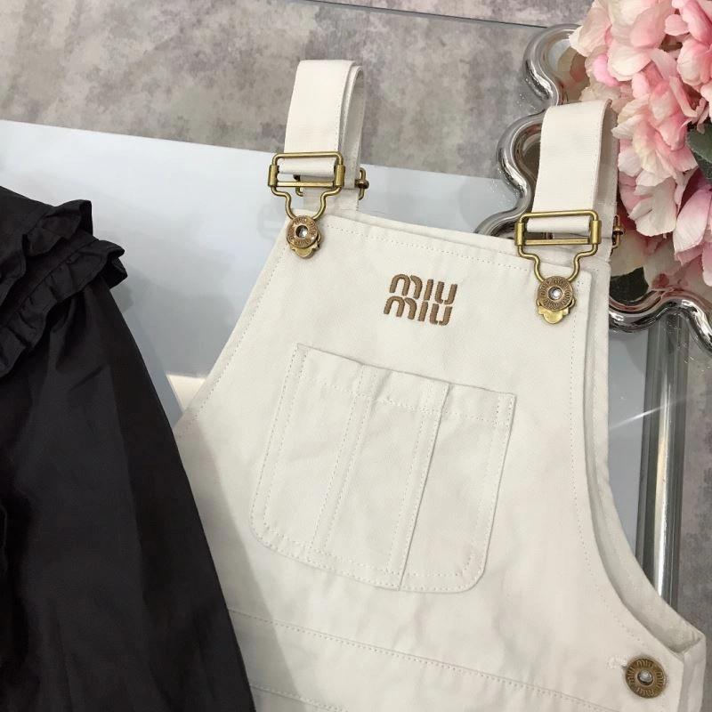 Low-cost Miu Miu Kids