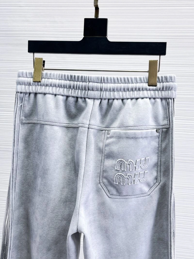 Top match Miu Miu Long Pants