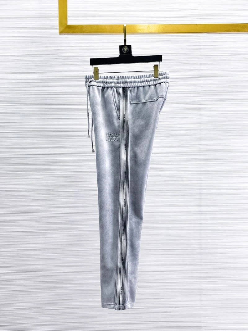 Top match Miu Miu Long Pants