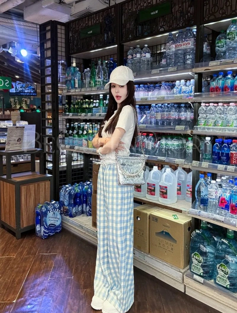 Top match Miu Miu Long Pants