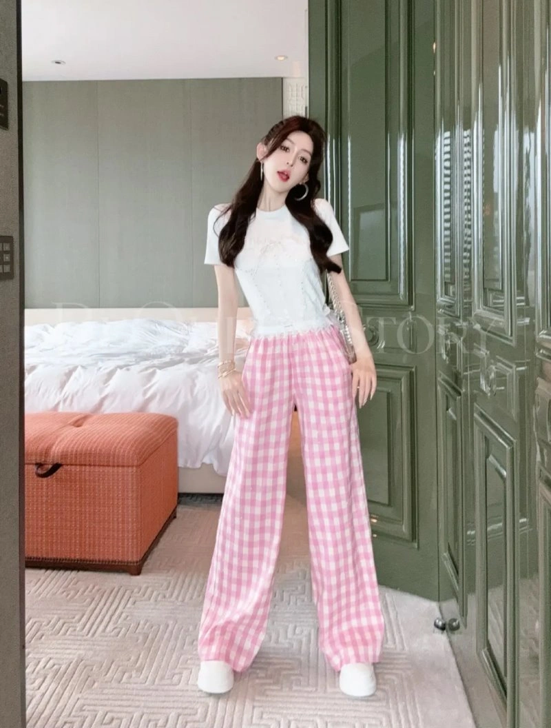 Top match Miu Miu Long Pants