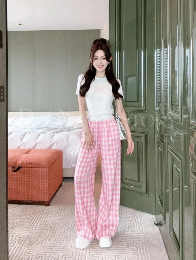 Top match Miu Miu Long Pants