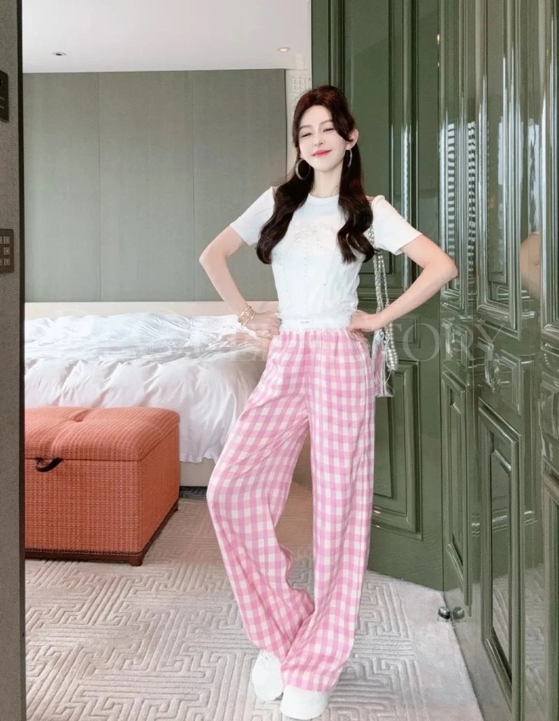 Top match Miu Miu Long Pants