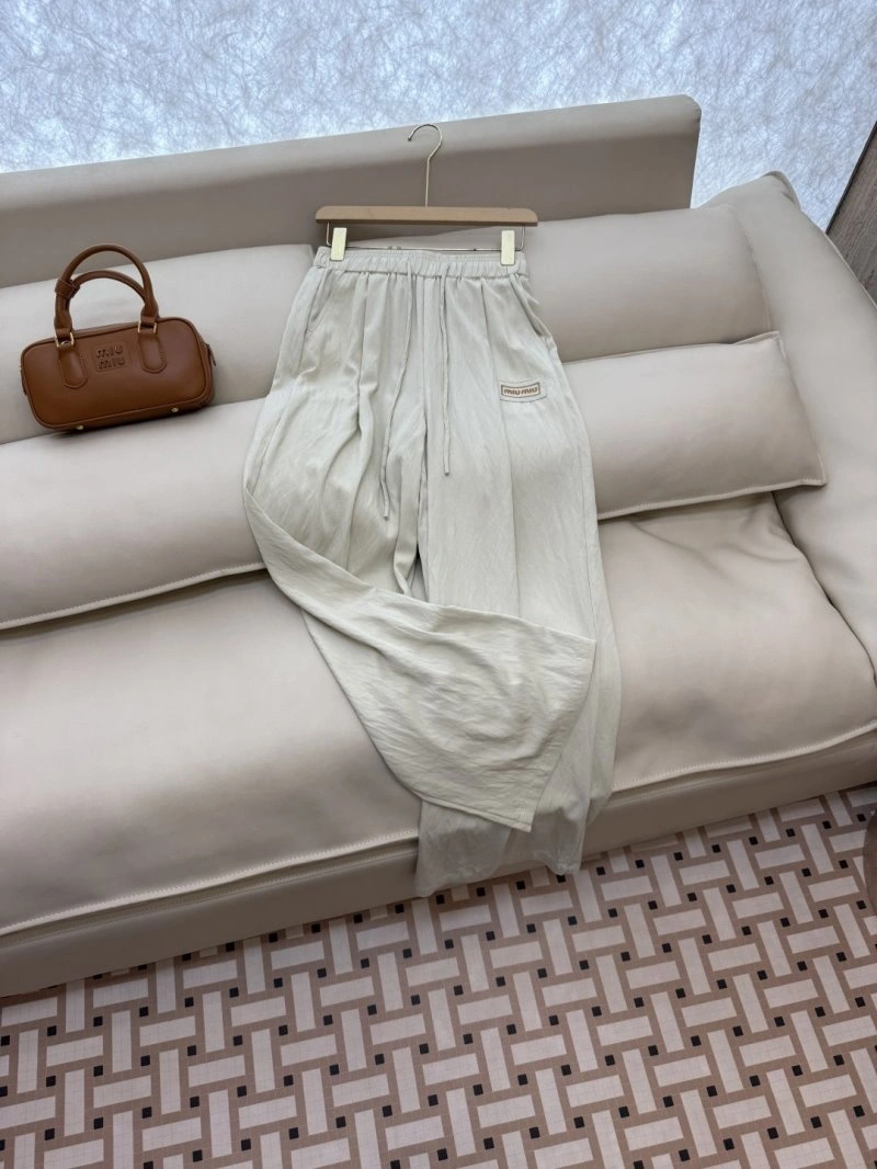 Top match Miu Miu Long Pants