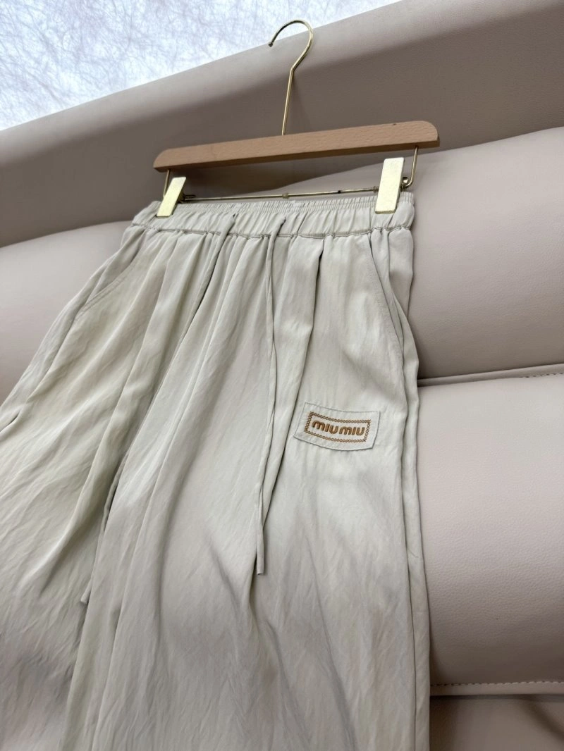 Top match Miu Miu Long Pants