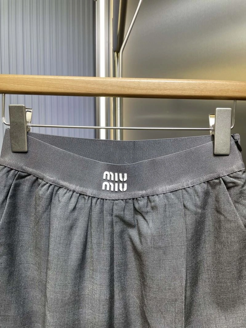 Legit Miu Miu Long Pants