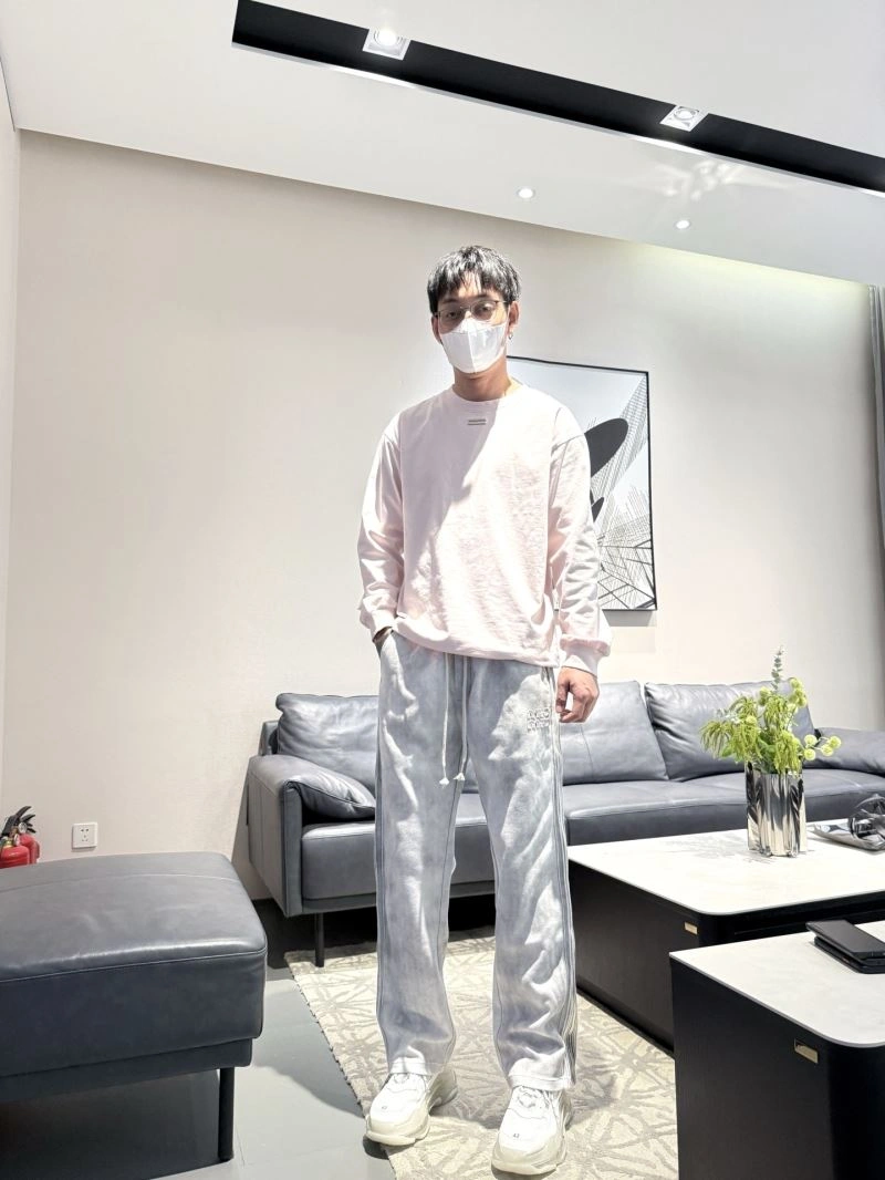 Top match Miu Miu Long Pants