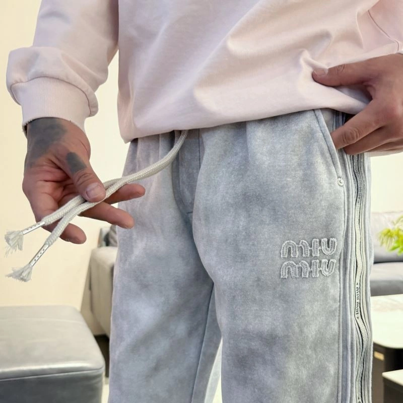 Top match Miu Miu Long Pants