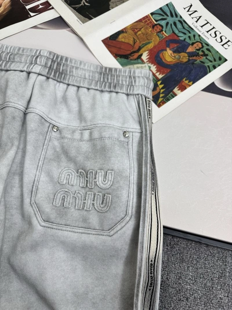 Top match Miu Miu Long Pants