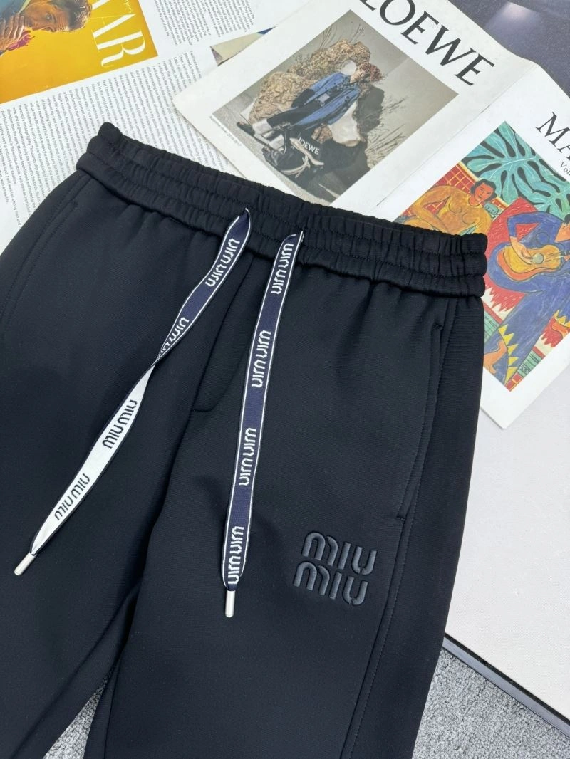 Top match Miu Miu Long Pants