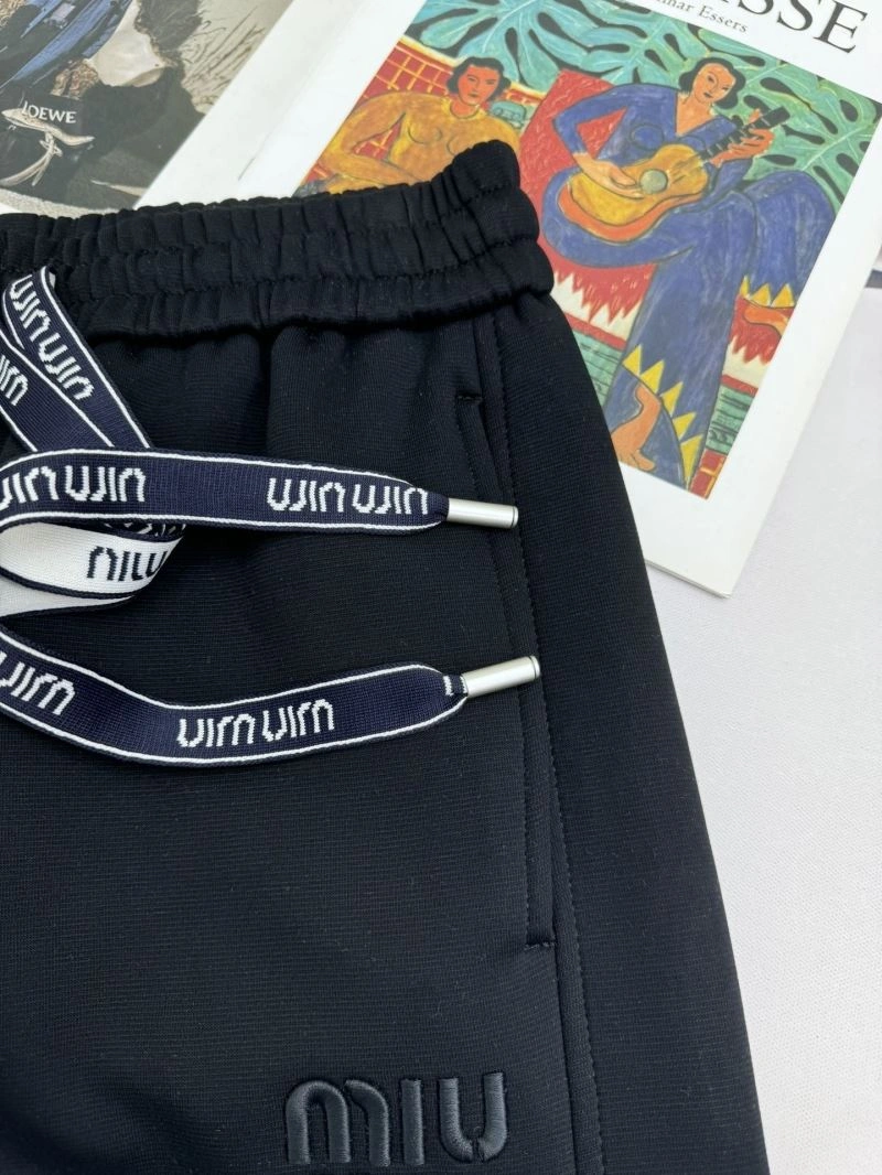 Top match Miu Miu Long Pants