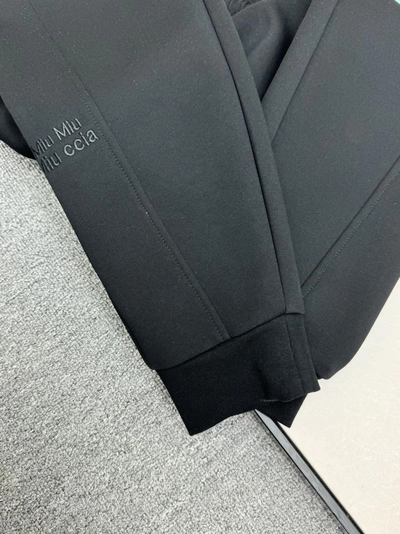 Top match Miu Miu Long Pants