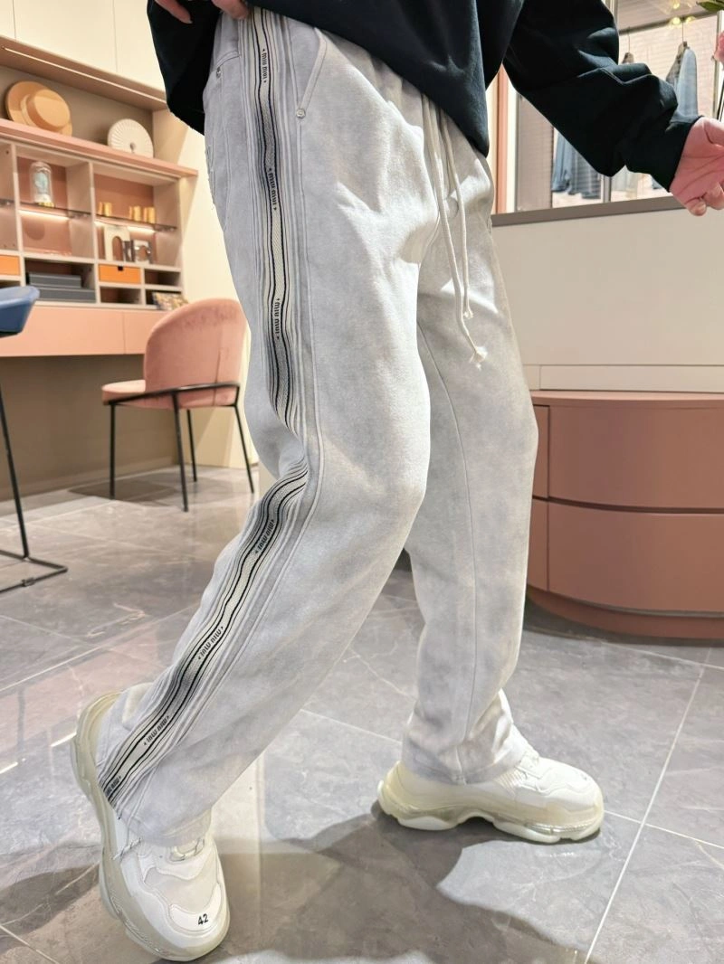 Top match Miu Miu Long Pants