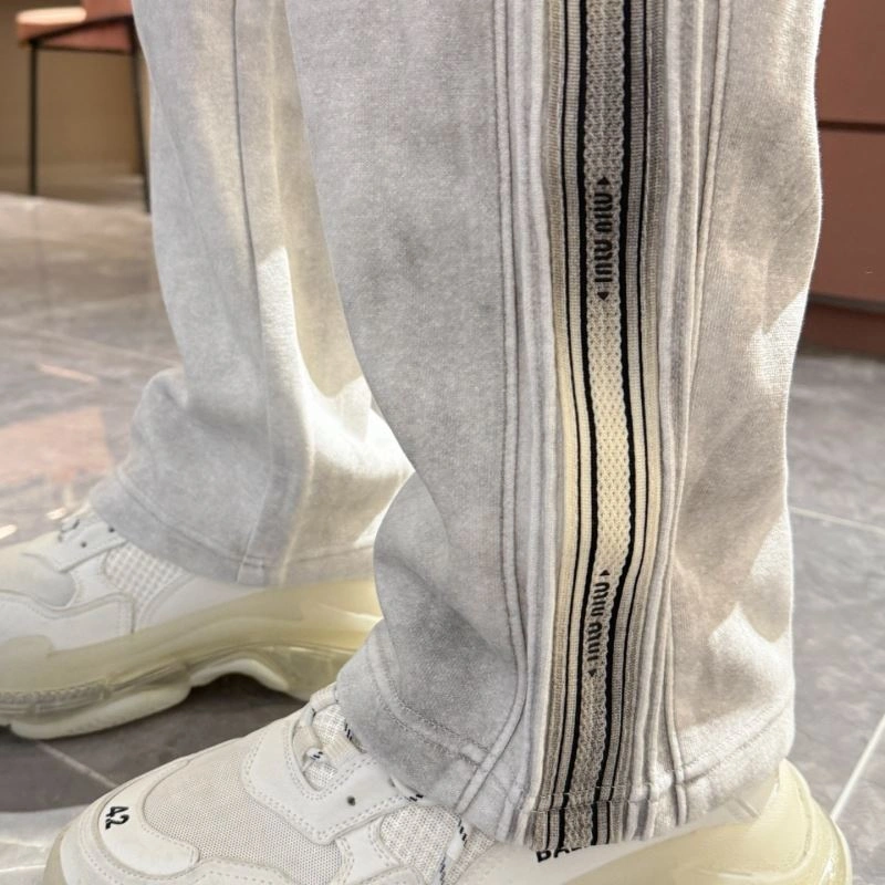 Top match Miu Miu Long Pants