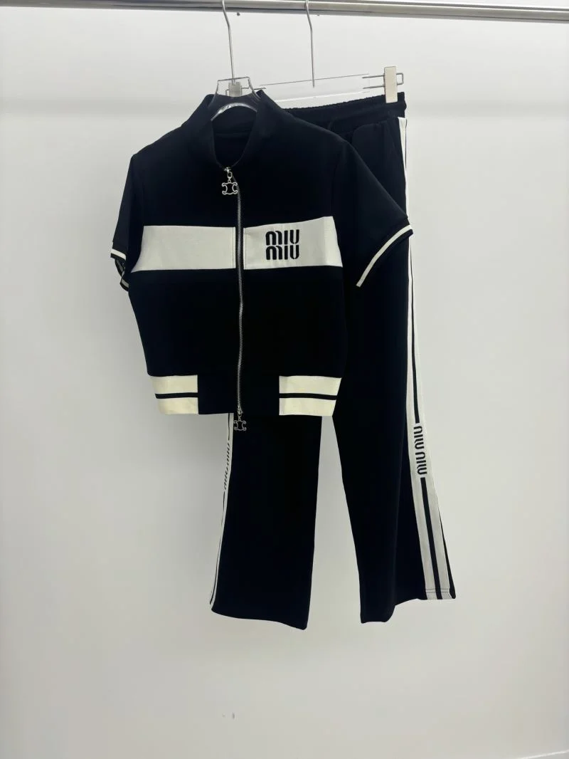 Top mirror Miu Miu Long Suits