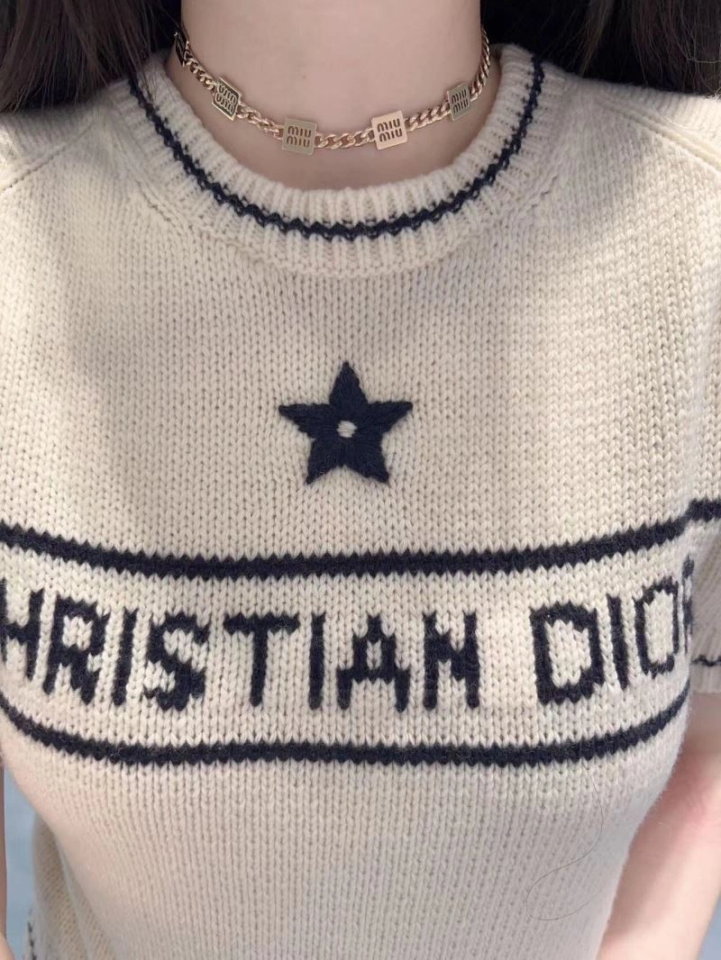Brand-authenticated Miu Miu Necklaces