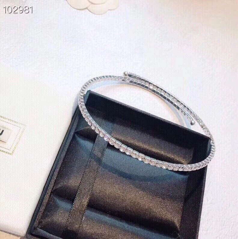 Brand-original Miu Miu Necklaces