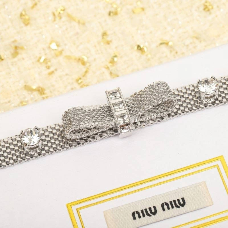 Low-cost Miu Miu Necklaces