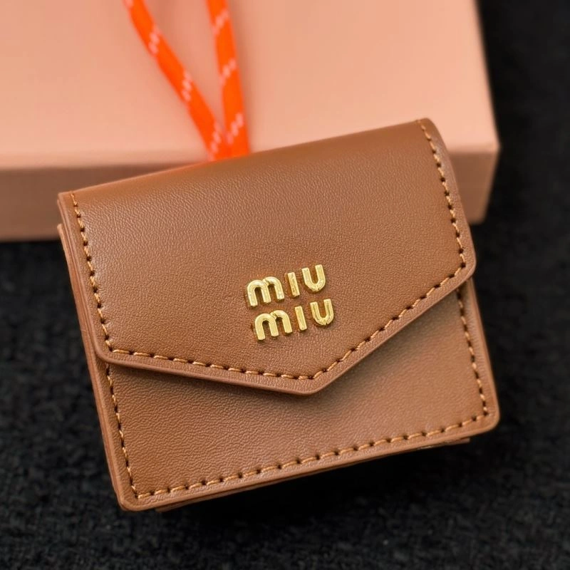 Low-cost Miu Miu Ornaments