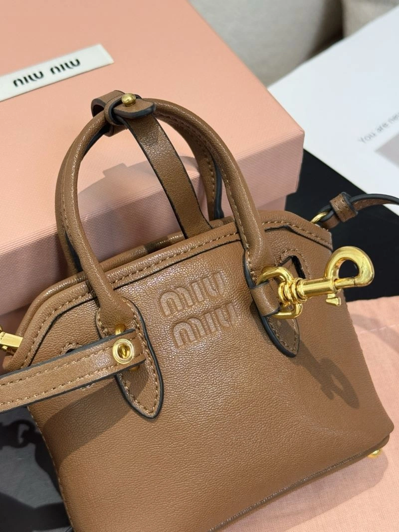 Accurate model Miu Miu Ornaments